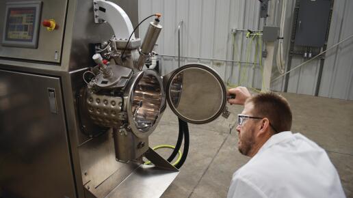 Pharmaceutical Powder Mixer - Yinda Machinery